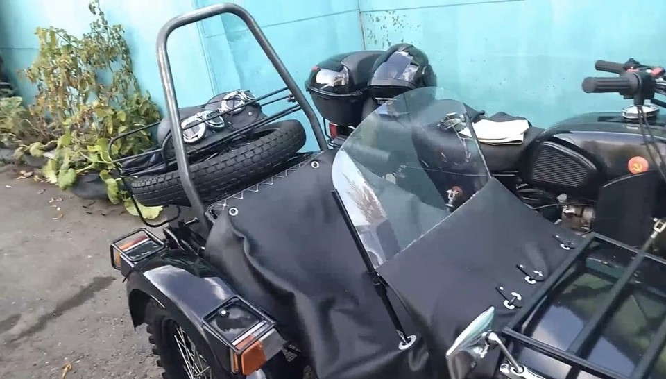 Off Roading Tourist Car CJ Protective Equipment DNEPR URAL MT K750 MW ...