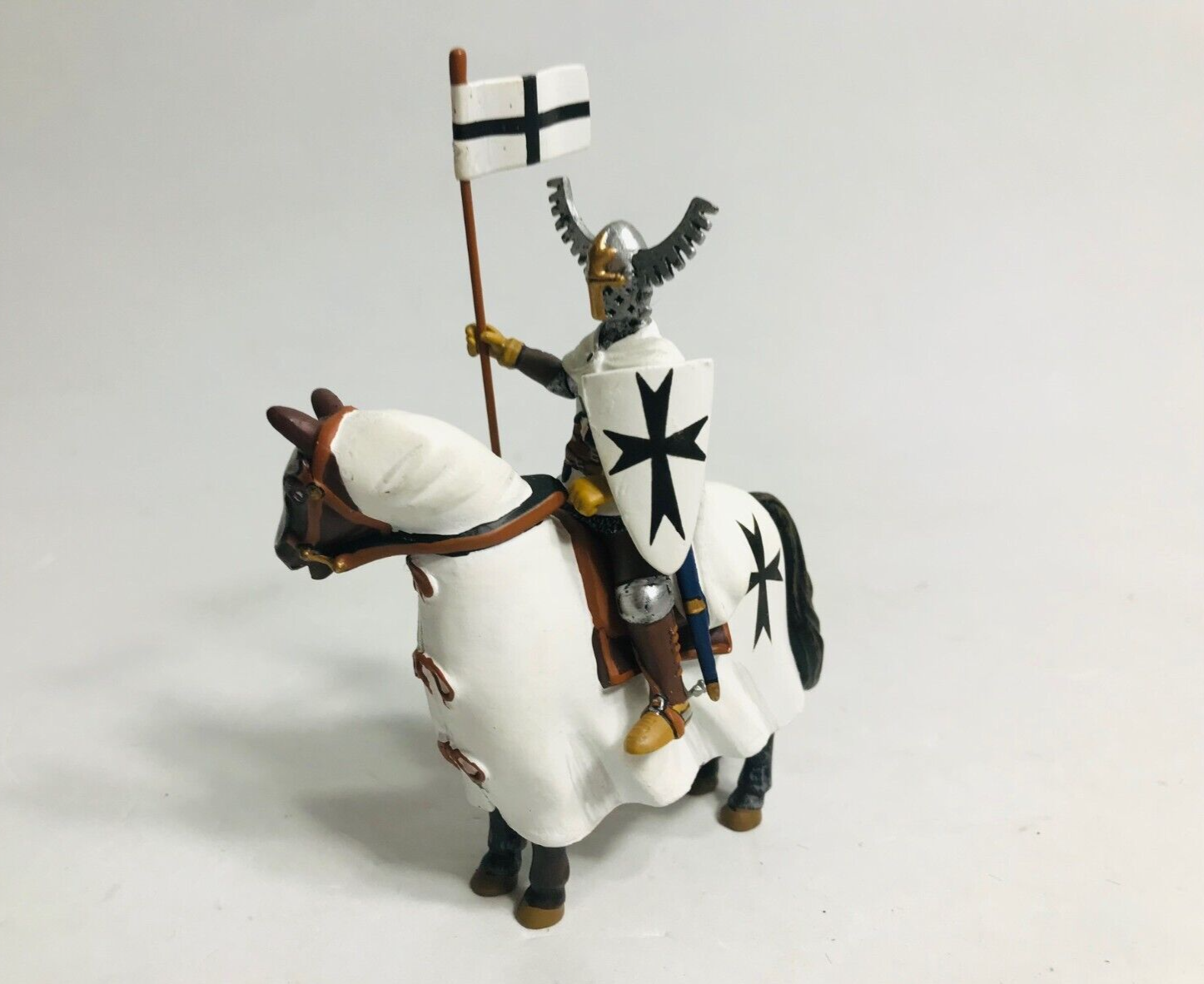 Altaya Frontline Figures 1:32 Teutonic Crusader Knight with Banner ...