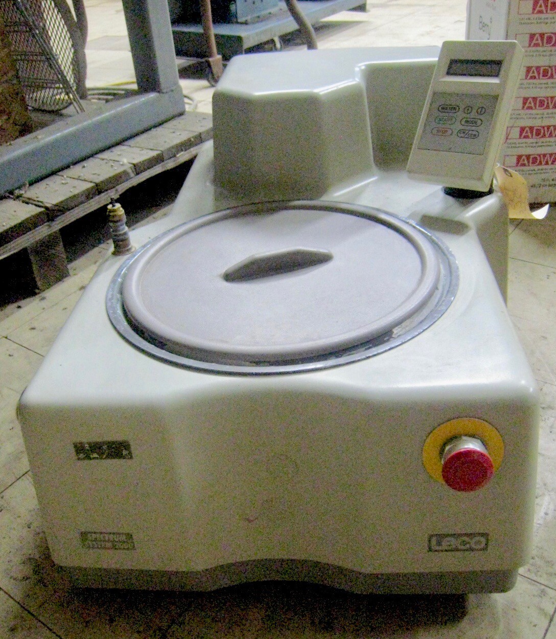 Leco Model 825-100-231 Spectrum System 2000 Variable Speed Polishing ...