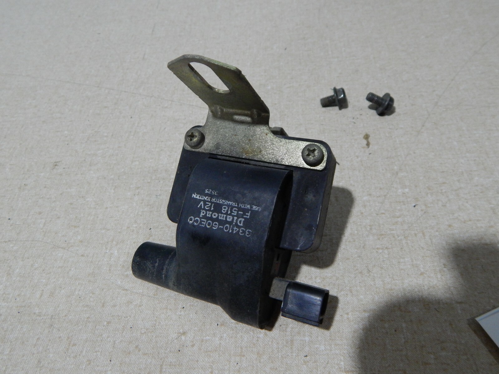 89 90 91 92 93 94 Geo Metro Ignition Coil w/ Bolts & Bracket 33410 ...