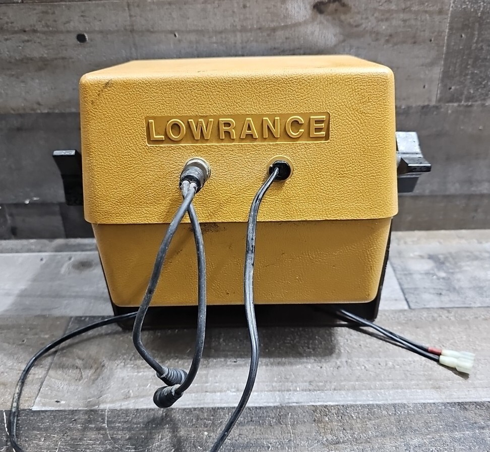 Vintage Lowrance Fish Lo-k-tor Lokator Lfg-250 Finder for sale online ...