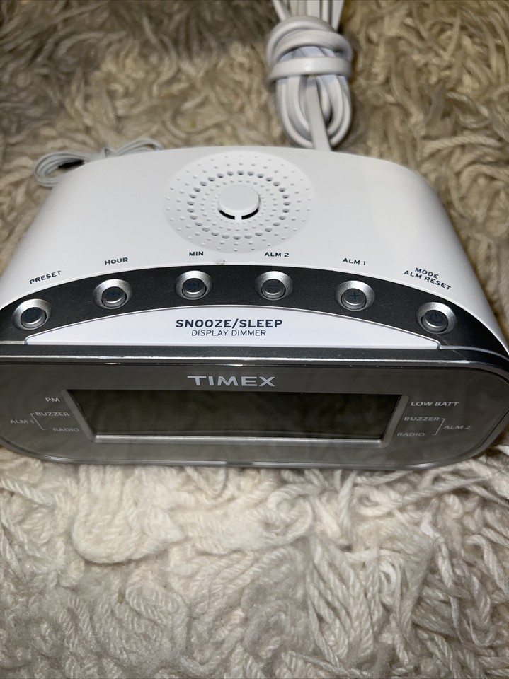 Timex T231 Alarm Clock Radio Green Display 2 Alarm Radio Buzzer Display ...