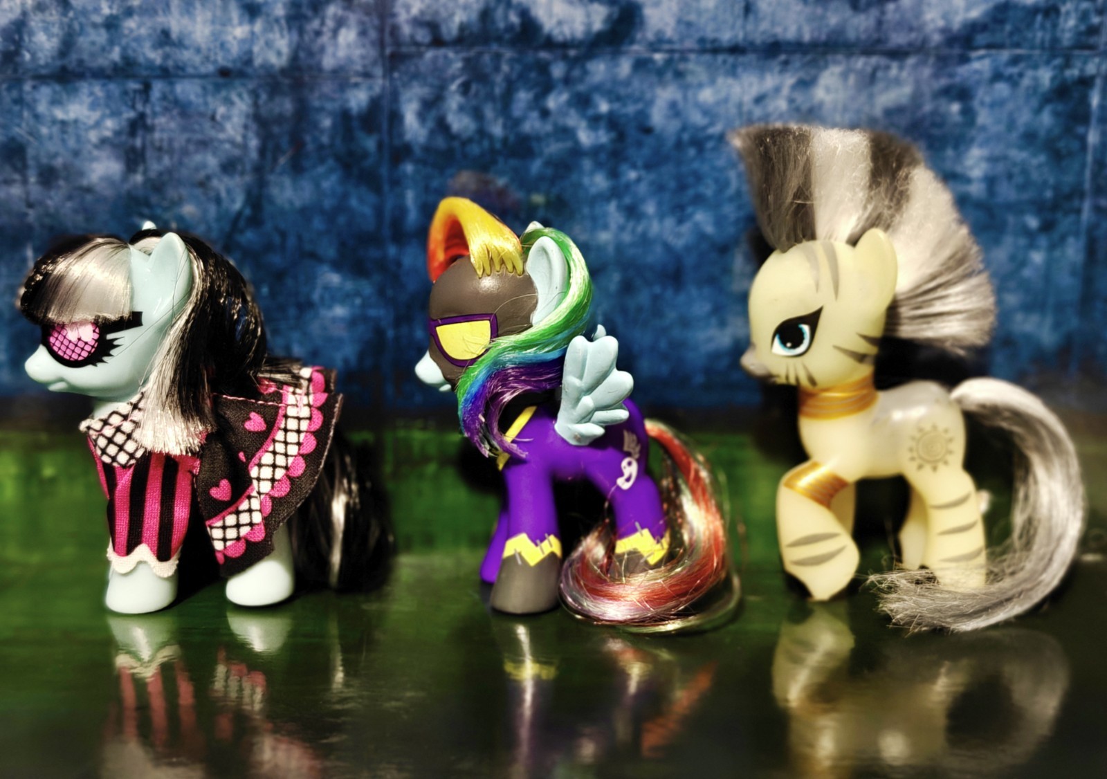 MLP FiM Rainbow Dash - Shadow Bolt - Photo Finish - Zecora Exclusive G4 ...