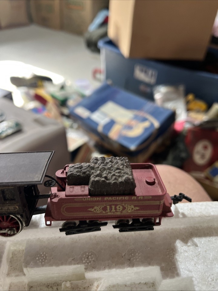 Bachmann Train HO Scale 119 Union Pacific 4-4-0 American Steam Engine ...