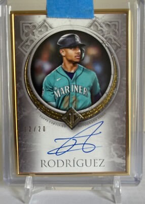 2023 Topps Transcendent Collection Gold Frame Julio Rodriguez AUTO /20 ...