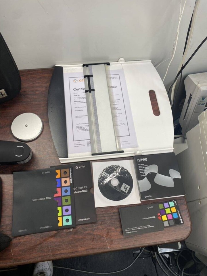 X-Rite i1 Publish Pro 2 Spectrophotometer Color Management Tools Black ...