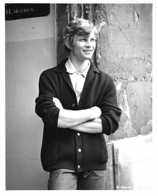 Michael York Young Publicity Portrait Accident Original 8x10 Photo 1967 ...