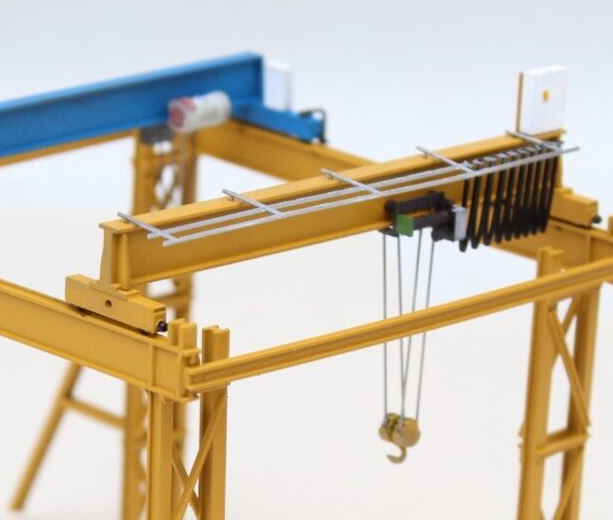 YELLOW OVERHEAD CRANE - WORKSHOP MODEL RAILWAY - OO GAUGE 1/76 SCALE ...