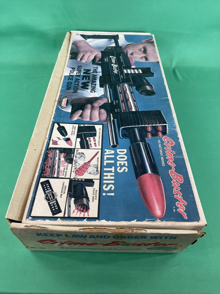 1965 Topper Crime Buster "Super Action Police Gun" toy! VERY NEAR NOS ...