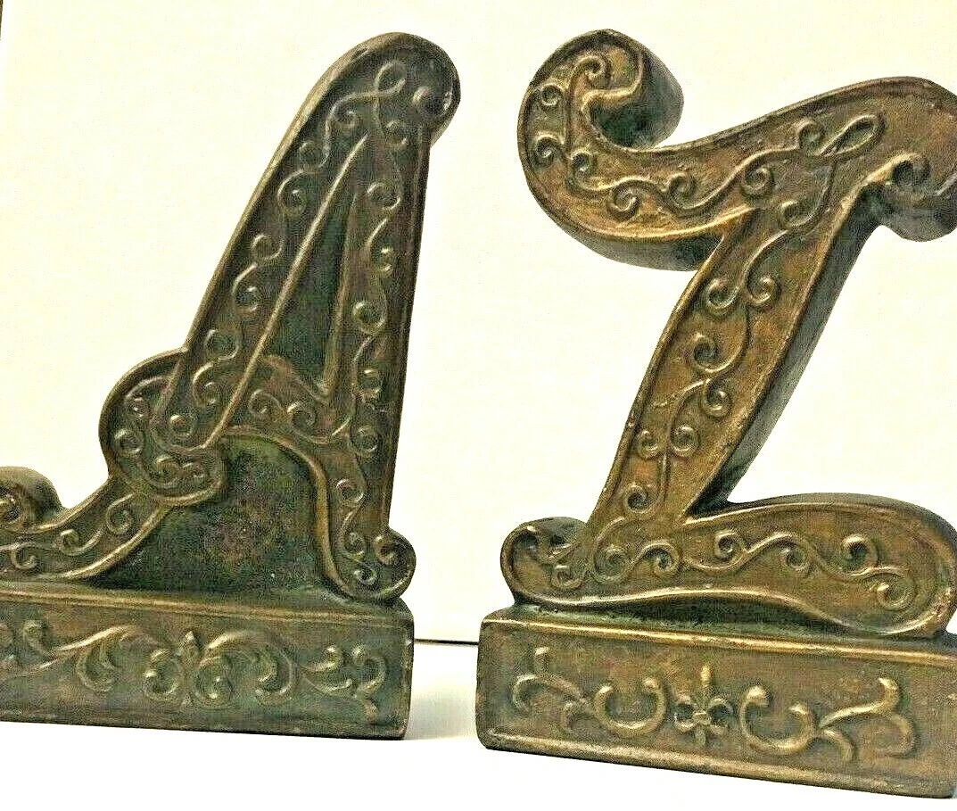 Letter A Z Bookends