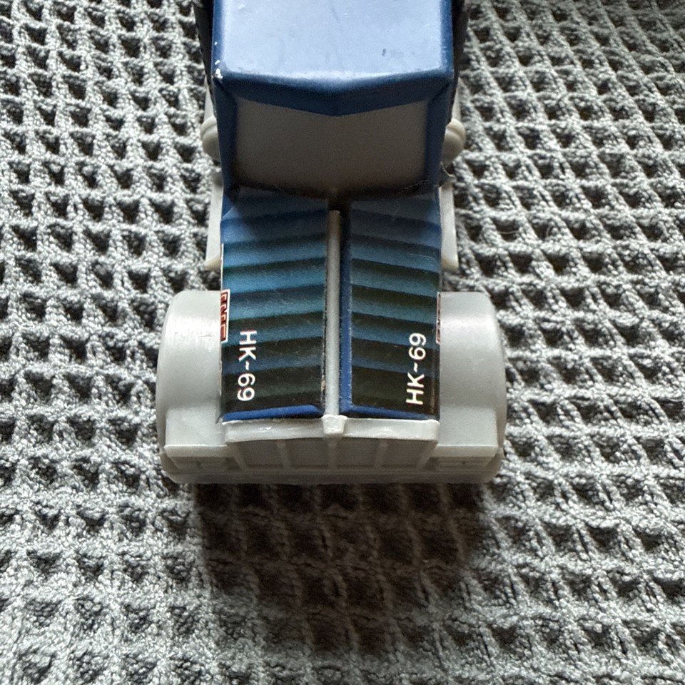 Disney Pixar Cars Lot Lightning McQueen, Dinoco King, Luigi, Doc Hudson ...