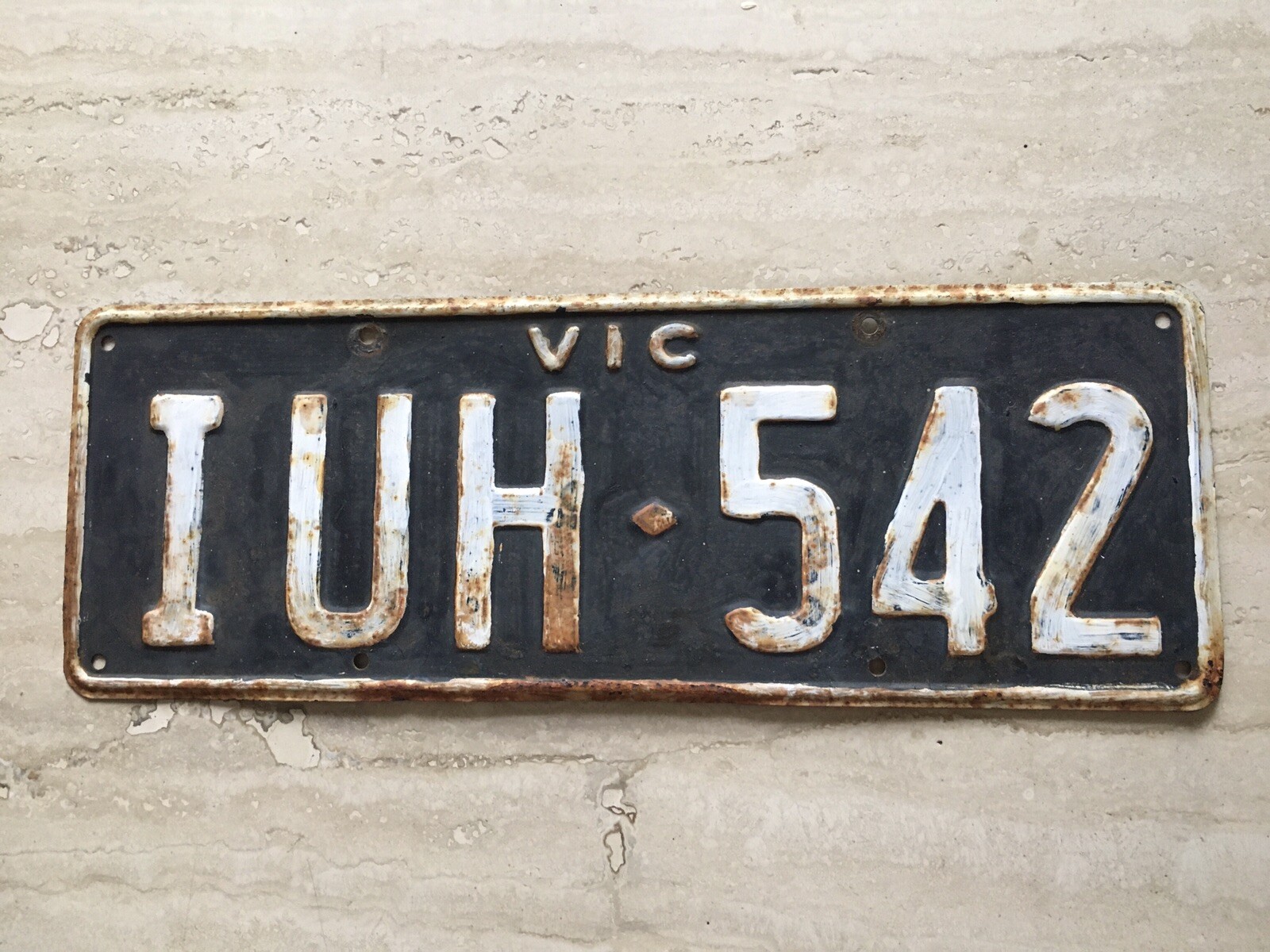 Original Vintage Collectable VIC NUMBER PLATE - For Display Purposes ...