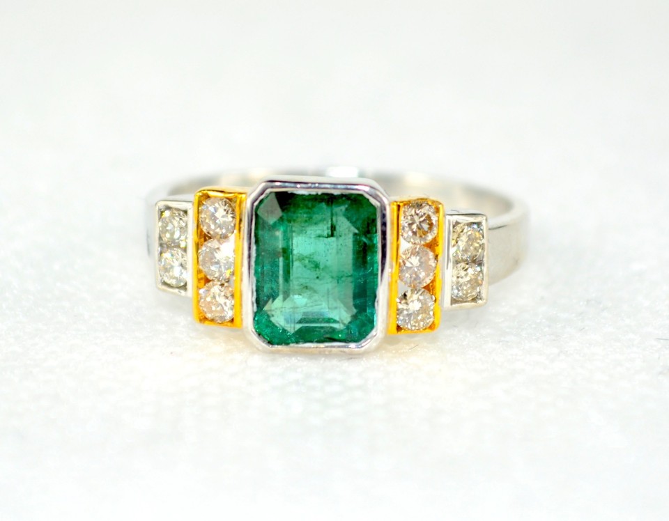 CERTIFIED GIA GG 18KT TOP CLASS TWO TONE 2.08 CT ZAMBIAN EMERALD ...