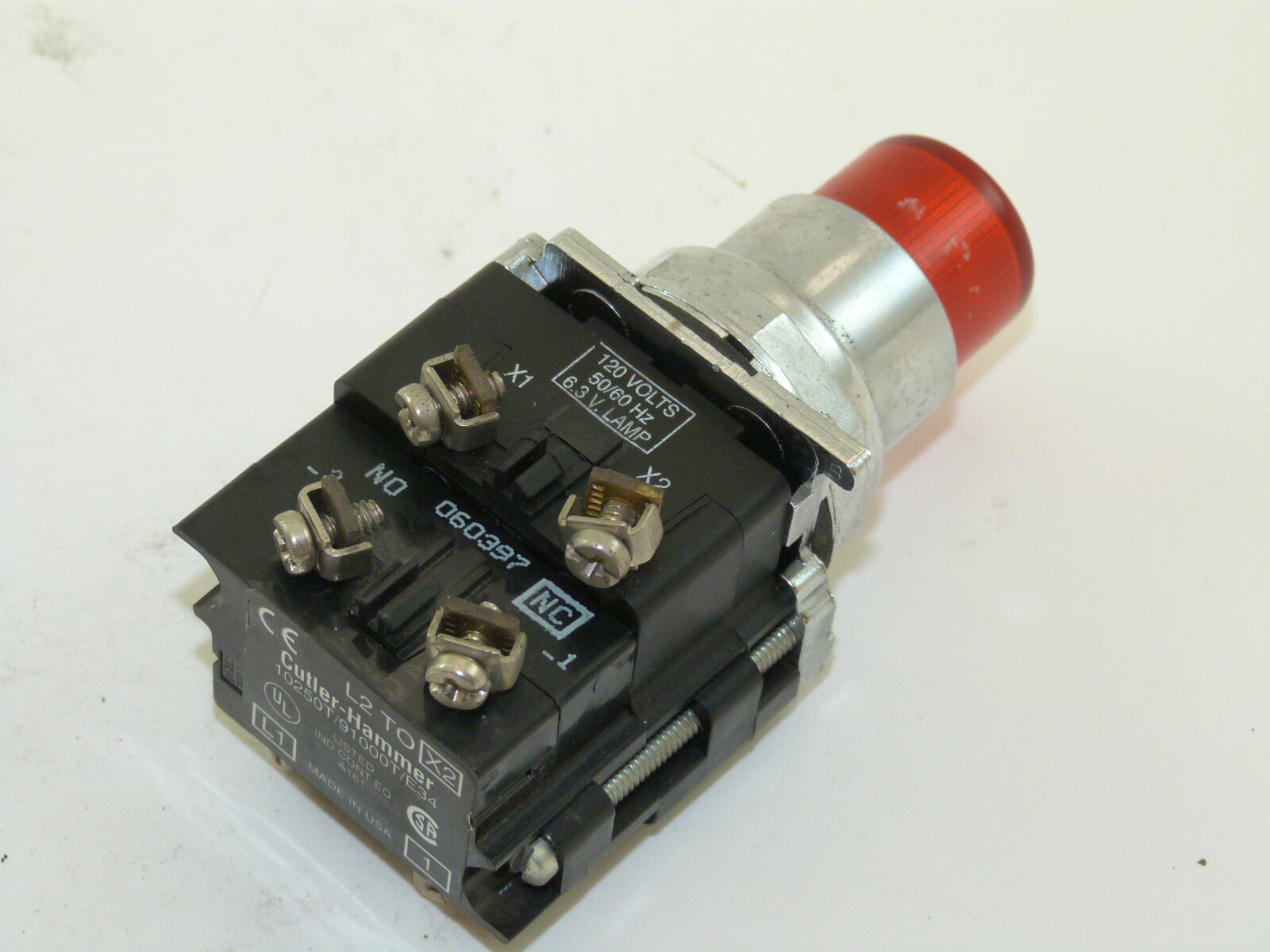 Cutler Hammer 10250T/91000T/E34 Red Illuminated Push Button Used | eBay