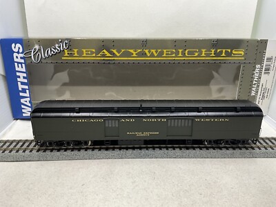 NIB Walthers HO CNW ACF 70 Foot Heavyweight Baggage Express #932-10525 ...