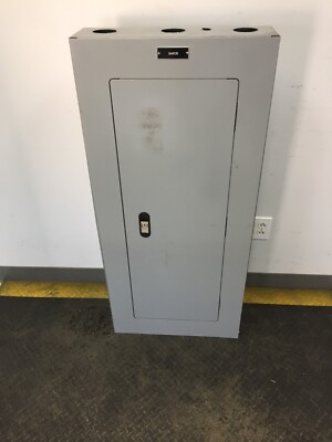 SIEMENS 100 AMP 208/120 VOLT 3 PHASE 42 CIRCUIT MAIN BREAKER PANEL..P ...