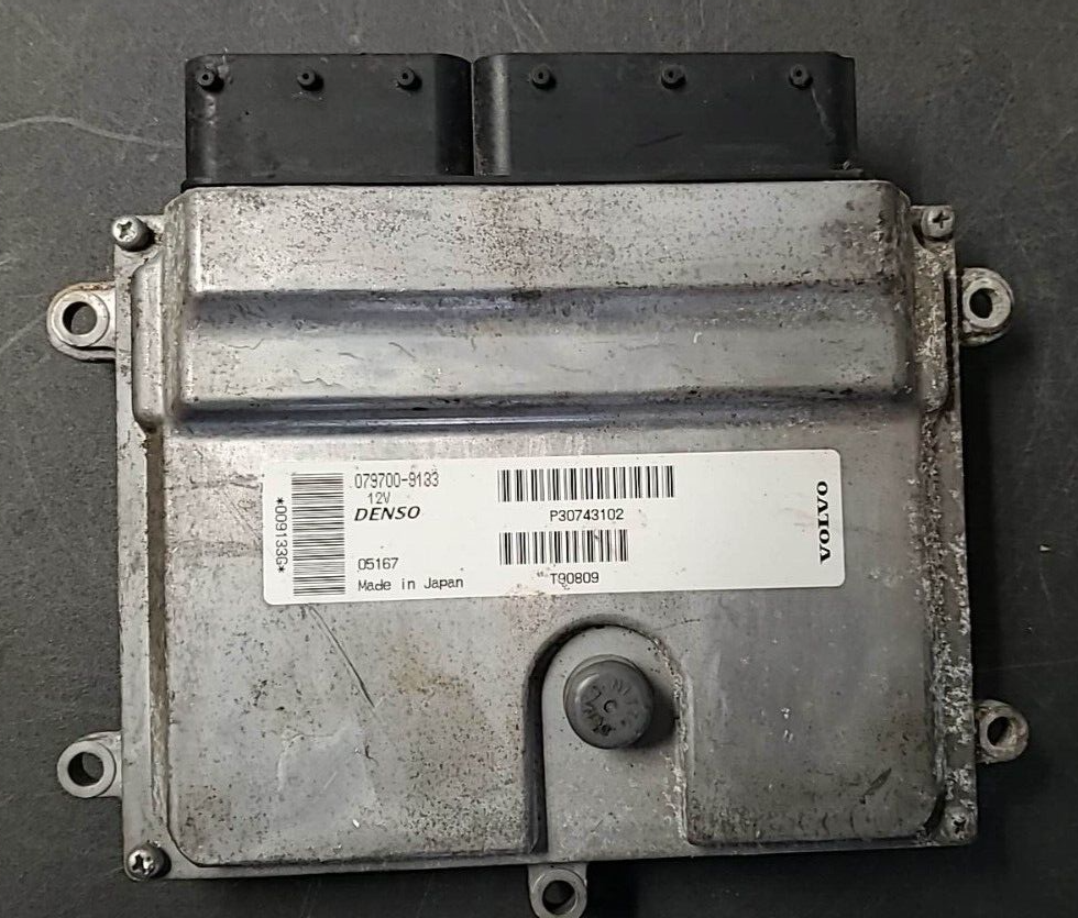 04-07 Volvo C70 or V70 Engine Computer ECM ECU P30743102 | eBay