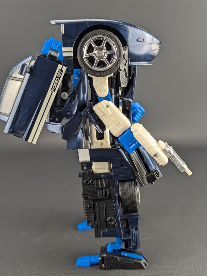 Transformers Alternators Mirage complete Hasbro 2006 1:24 Scale Ford GT ...