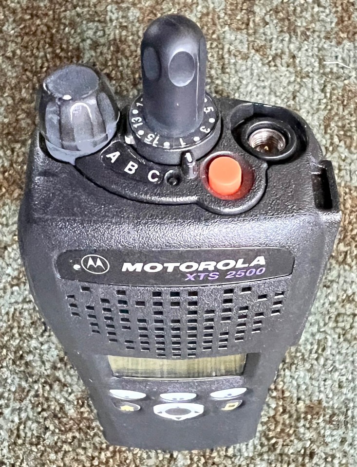 Motorola XTS2500 Radio Model II. 800 MHz. P25 Trunking. Excellent ...