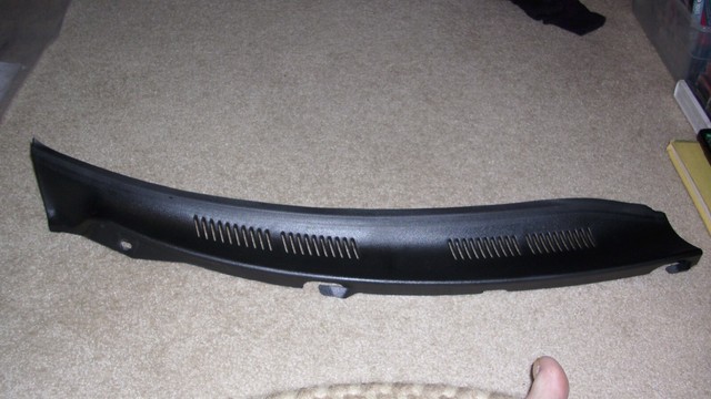 Left Right Mercedes W210 Wiper Cowl Screen Genuine 2108310958 ...