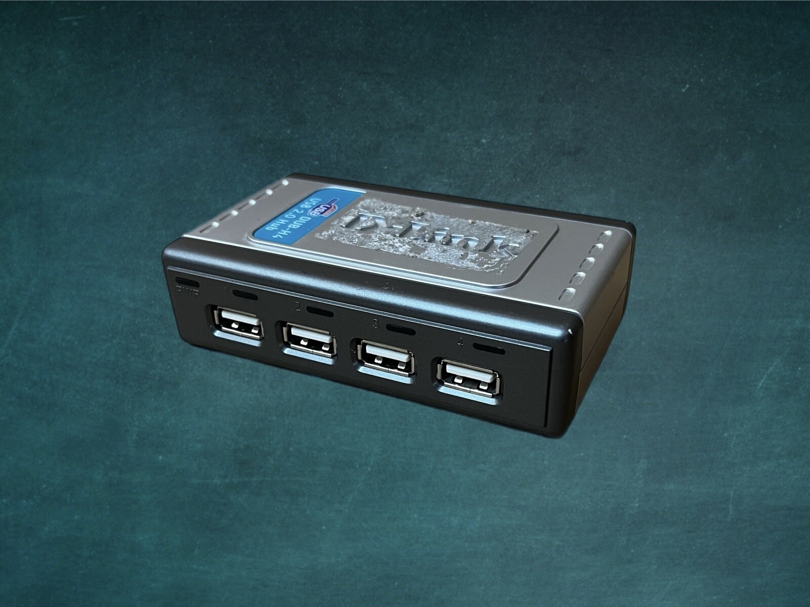 D-Link 4 Port USB 2.0 Hub Fast Charge external Hub DUB-H4 - 480Mbps ...