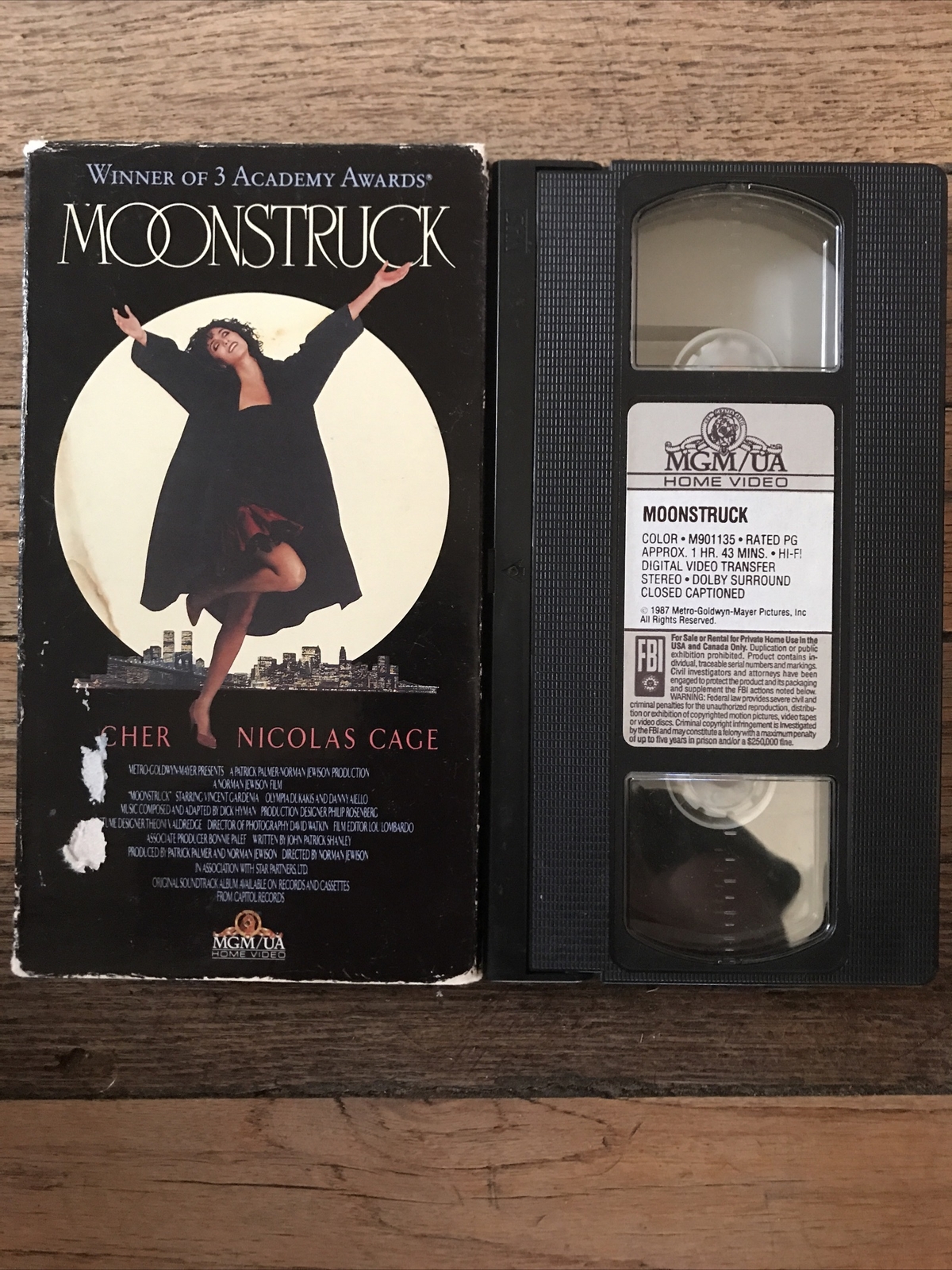 Moonstruck VHS (1987) 27616113535| eBay