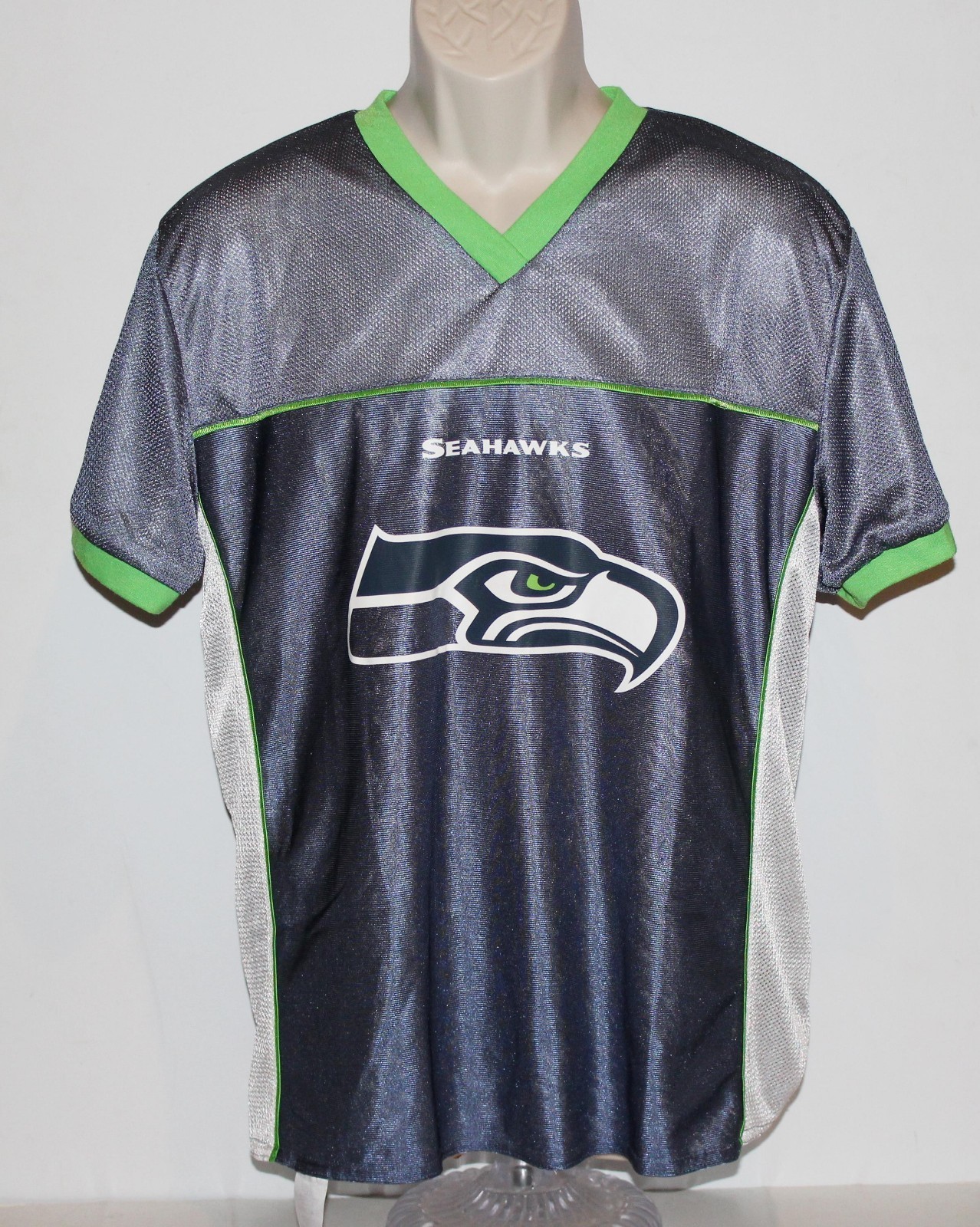 NFL SEATTLE SEAHAWKS FLAG FOOTBALL REVERSIBLE JERSEY SIZE ADULT MEDIUM ...