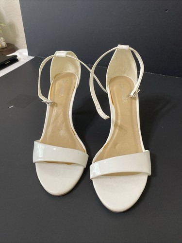 YNot White Leather Pumps Open Toe Strap. Size 7. | eBay