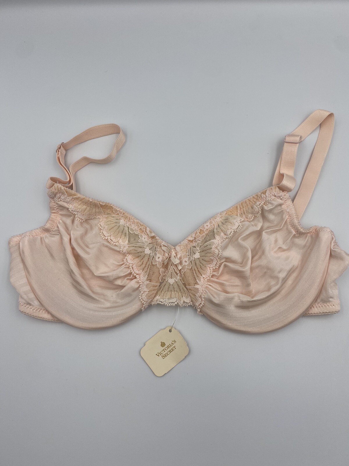 Vintage Vanity Fair Silky Pink Bra 36B Underwire Sati… - Gem