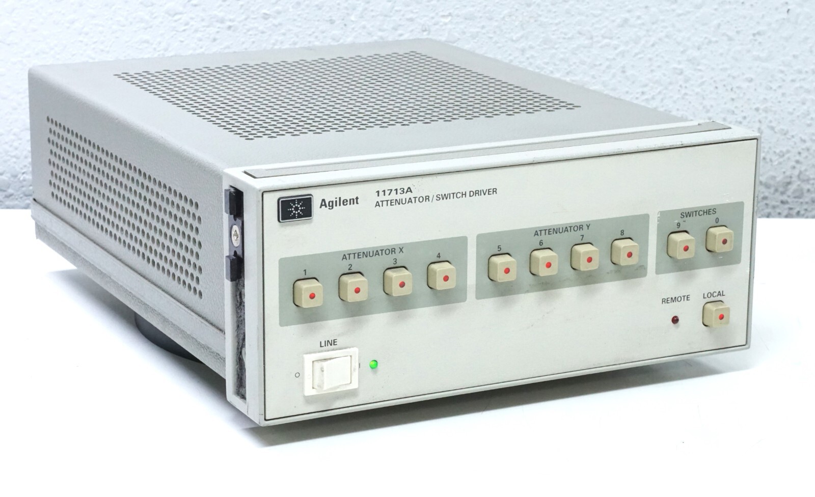 HP Agilent Keysight 11713A Attenuator / Switch Driver 500mH | eBay