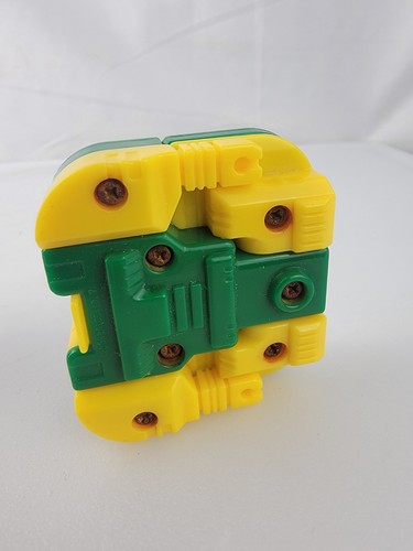 Alpha-Bots Transforming Alphabet Letter C Action Figure Lakeshore ...