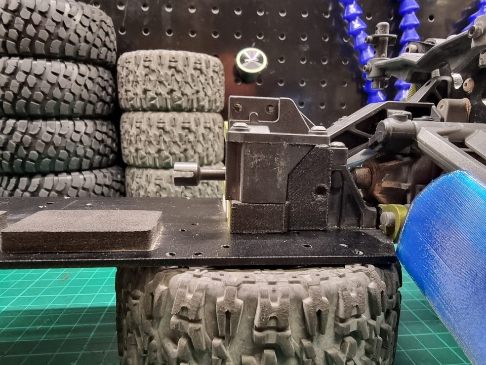 Rlaarlo Omni Terminator RC Car Center Diff Cover Stone and Sand ...