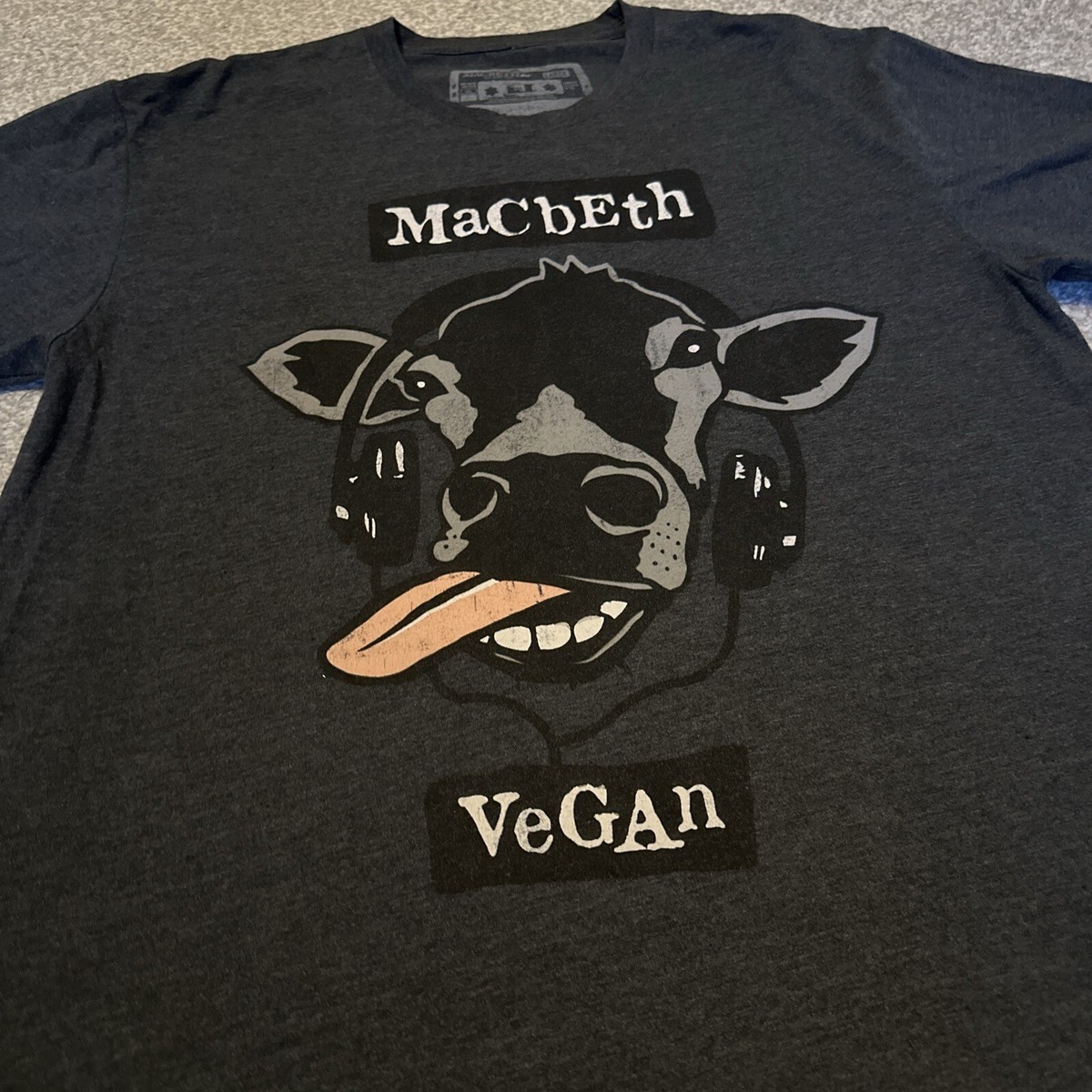 Macbeth Tom Delonge Logo Macbeth Tom DeLonge Welcomes Macbeth To The