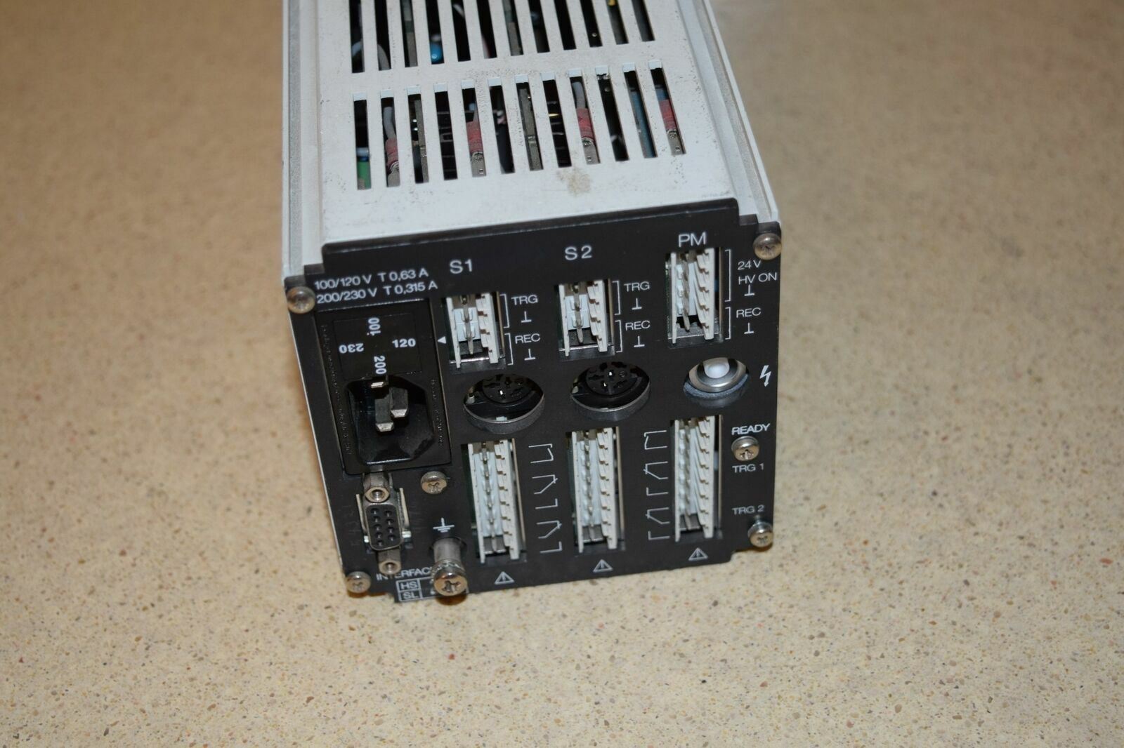 ^^ LEYBOLD COMBIVAC CM31 CM 31 VACUUM GAUGE | eBay