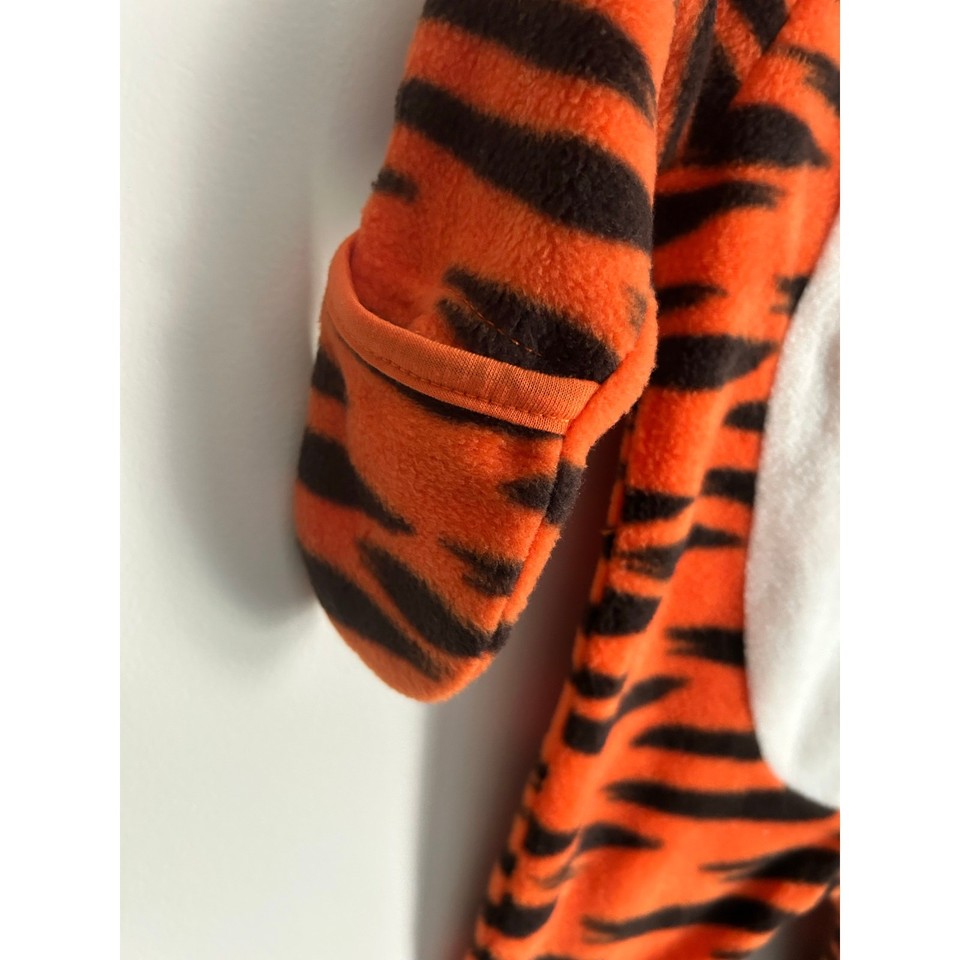 Disney Winnie the Pooh Tigger Hooded Costume and Sleep & Play 0–3 ...