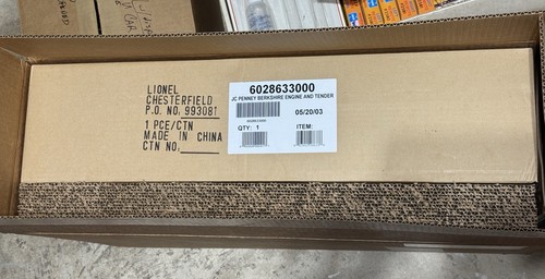 Lionel 6-28633 JC Penny Berkshire Engine & Tender with Display Case NIB ...