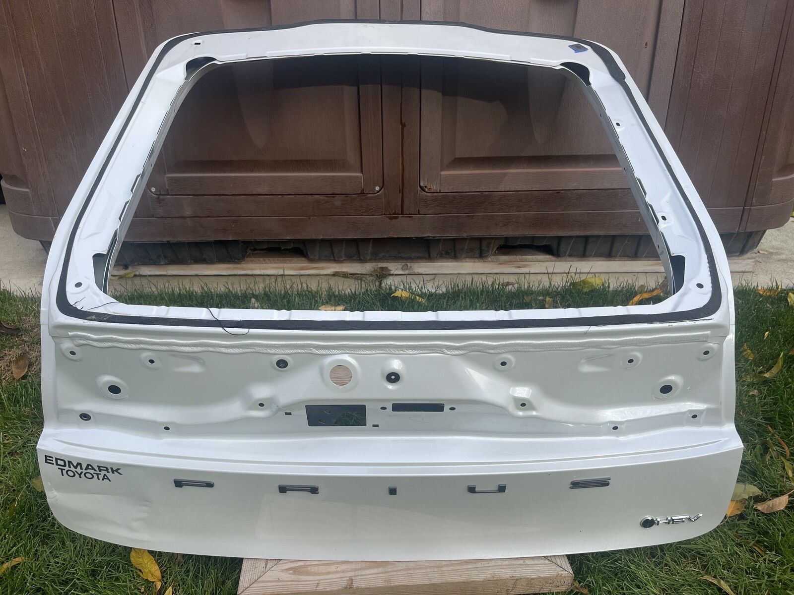 2023 TOYOTA PRIUS REAR HATCH TRUNK DECK LID TAILGATE LIFTGATE SHELL OEM ...