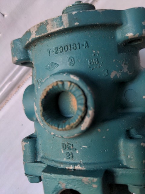 Bendix T-290181 a Air Brake Valve for sale online | eBay