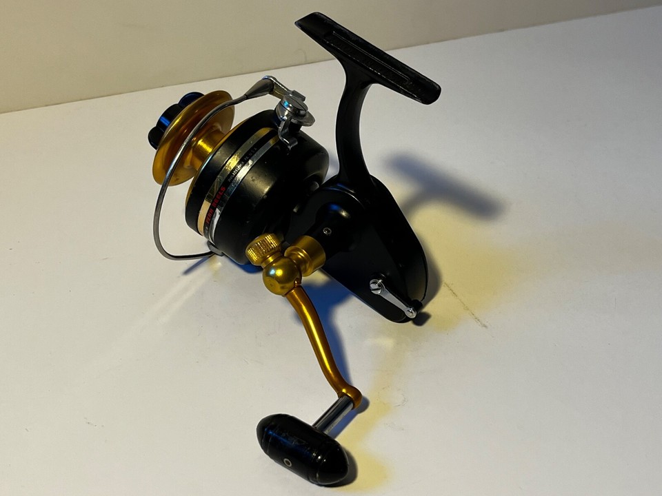 VINTAGE USA PENN 710Z SPINNING REEL | eBay