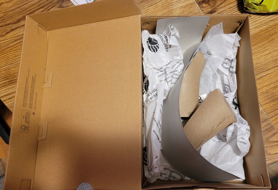 Empty Ugg Tasman Slippers (Burnt Olive) US Size 9 Box (Slippers not ...