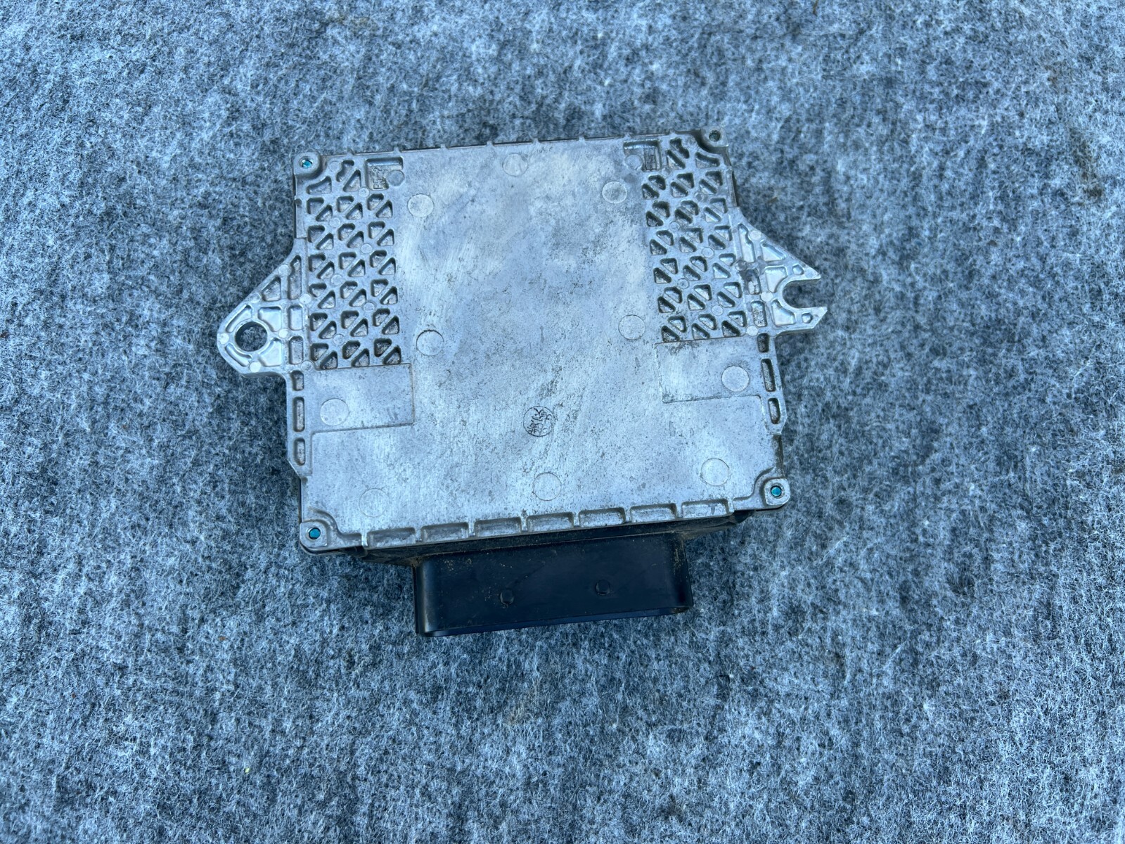 Infiniti QX80 QX56 2011-2017 OEM Moteur Variable Valve Contrôle Module ...