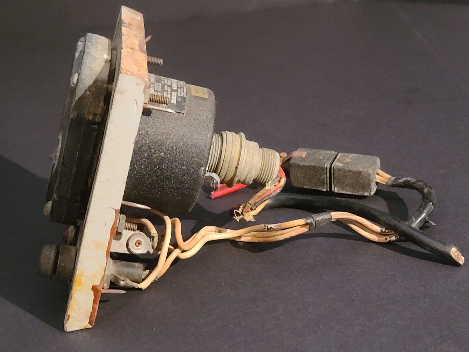 BENDIX Aviation MAGNESYN INDICATOR P/N 10061-1Y-B1 REMOTE INDICATING ...