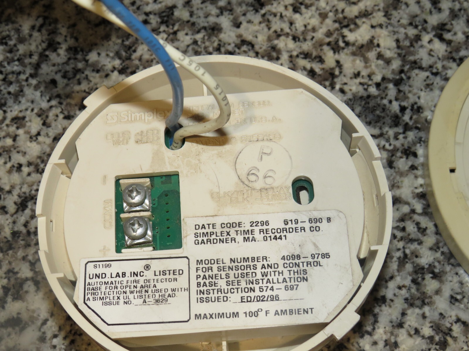 SIMPLEX 4098-9701 DETECTOR ADDRESSABLE HEAD 4098-9785 INCLUDED FREE ...