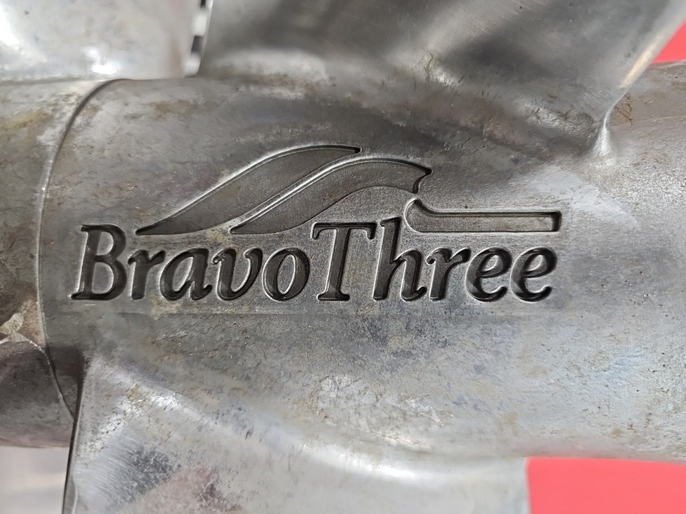 OEM Mercruiser Bravo 3 Propeller SET | eBay