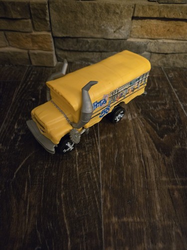 Disney/Pixar Cars 3 Crazy 8 Crashers Miss Fritter Bus 2016 Plastic 6 ...