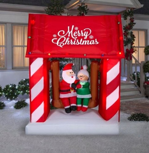 7' ANIMATED SANTA & MRS CLAUS ON PORCH SWING Airblown Lighted Yard ...