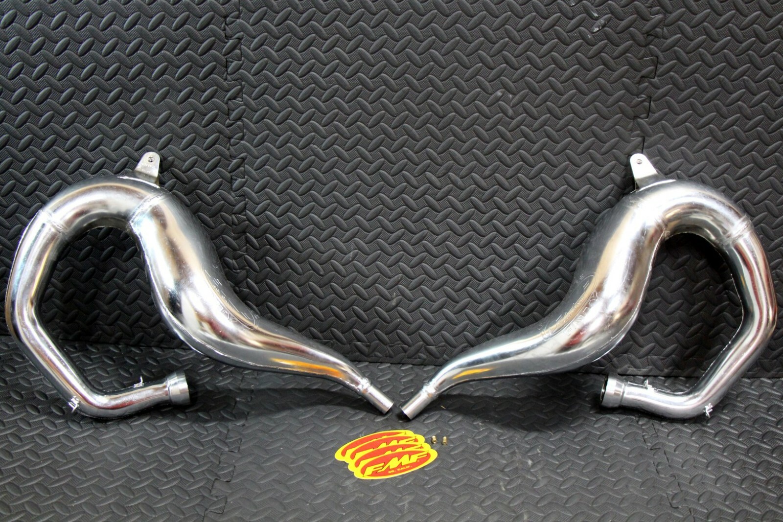 NEW FMF Fatty exhaust Pipes & Power core 2 silencers Yamaha Banshee ...