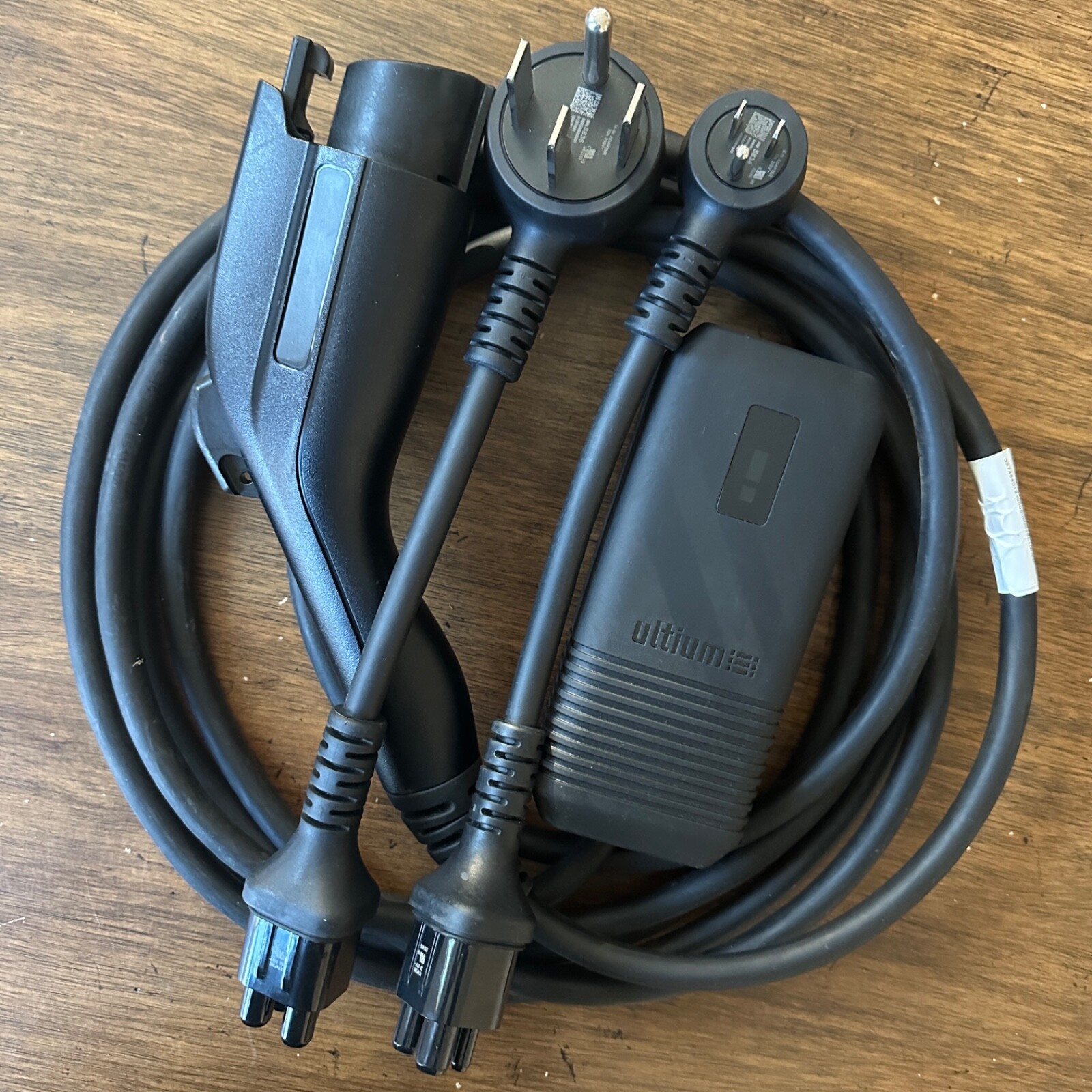 Dual level charge cord Cadillac Lyriq Celestiq GM EV Charger GMC Hummer ...