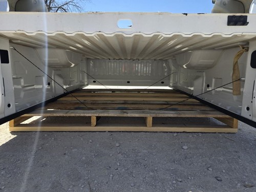 (LOCAL PICKUP ONLY) Pickup Box 8' Box Fits 20-23 SILVERADO 2500 PICKUP ...
