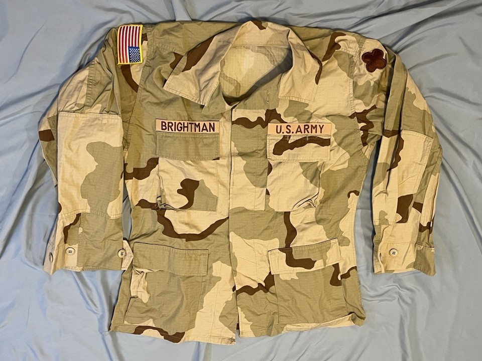 DCU Desert Camo Uniform Lot of Four Uniforms GWOT Era Mixed Size ...